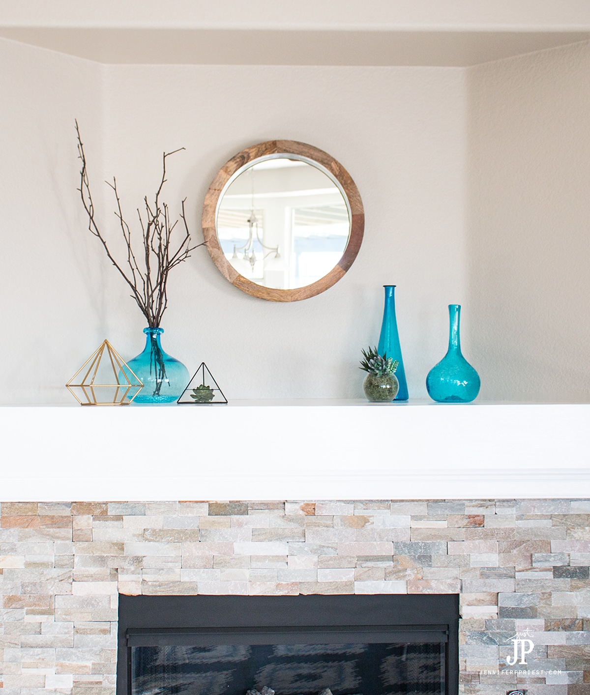 DIY Mantel Makeover #CompleteWithGlade