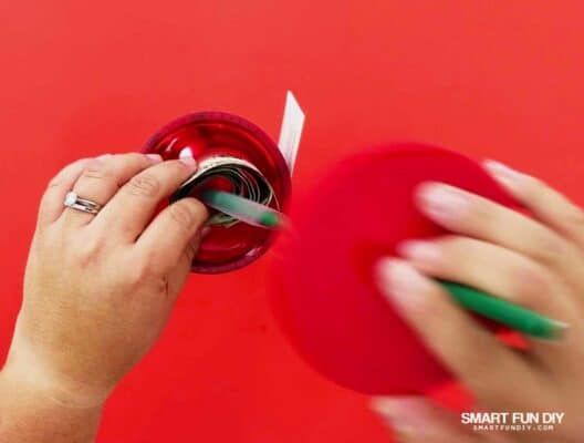 13 ideas you can DIY to make giving cash money gifts hilariously fun!